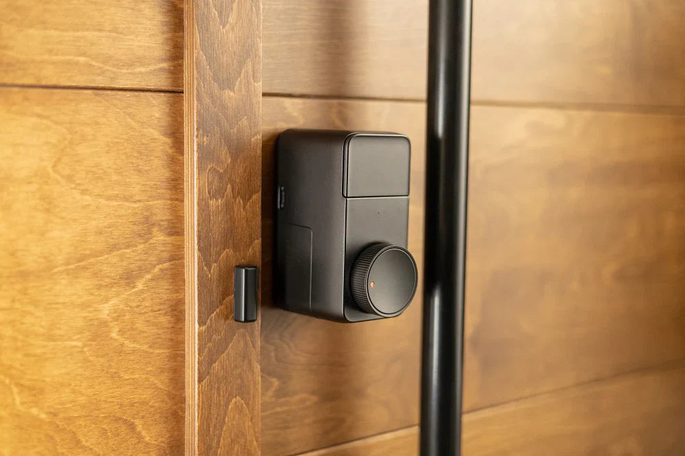 Are there any smart locks for doors without handles? – SwitchBot ...